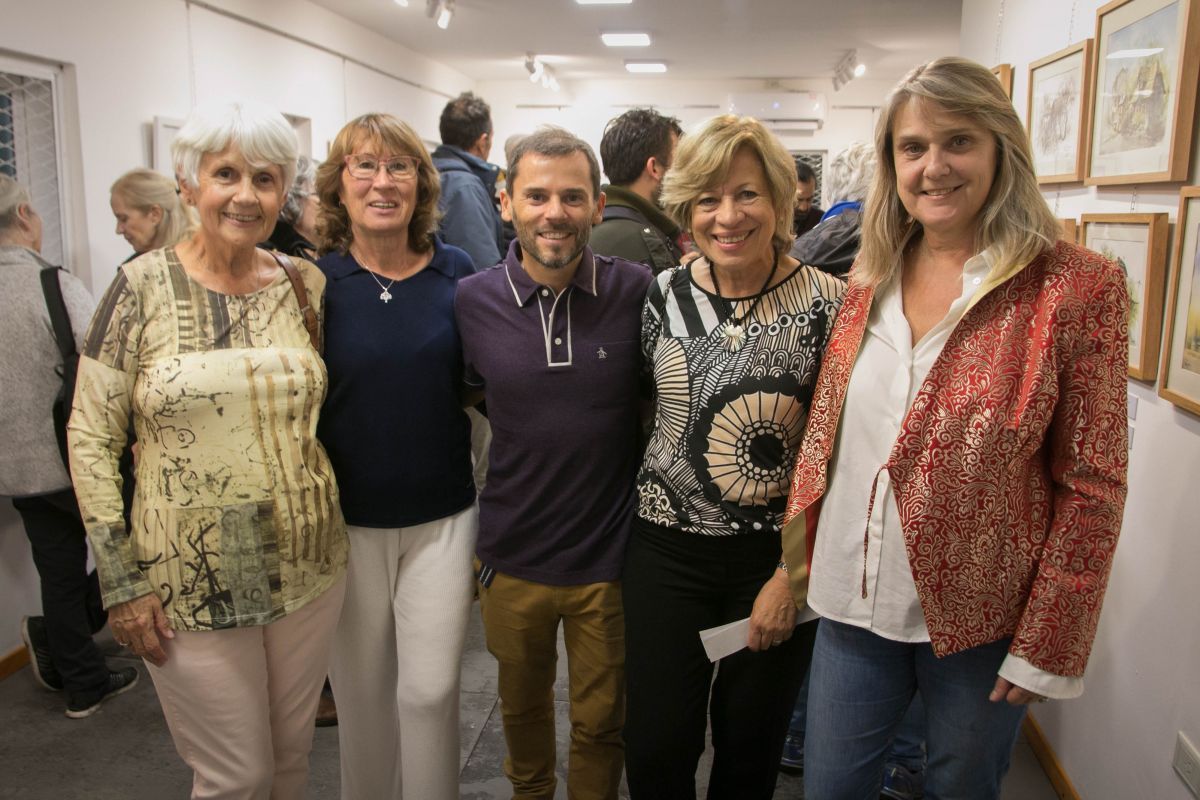 En las obras de Natalia Lukacs, “todo es vibración” | Diario El ...